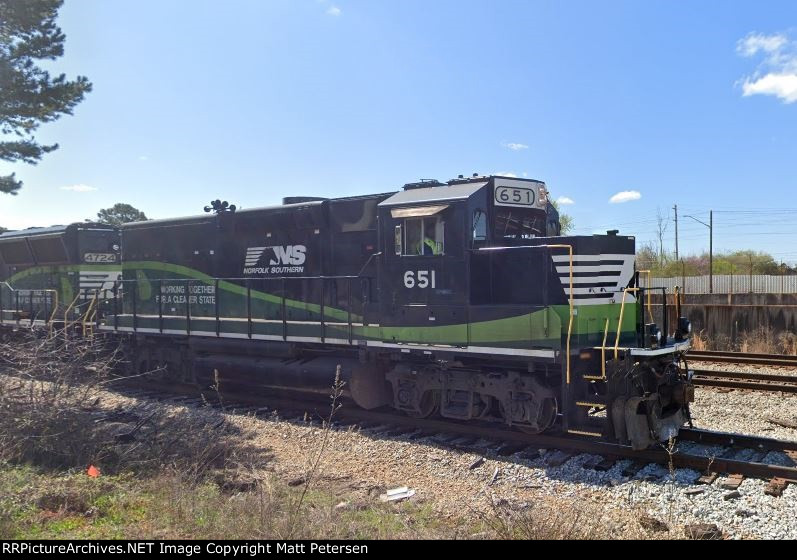 NS 651